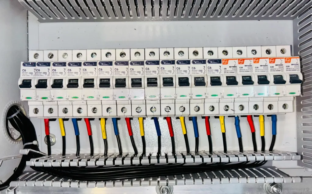 When Should You Consider Switchboard Replacement? Insights from Expert ...